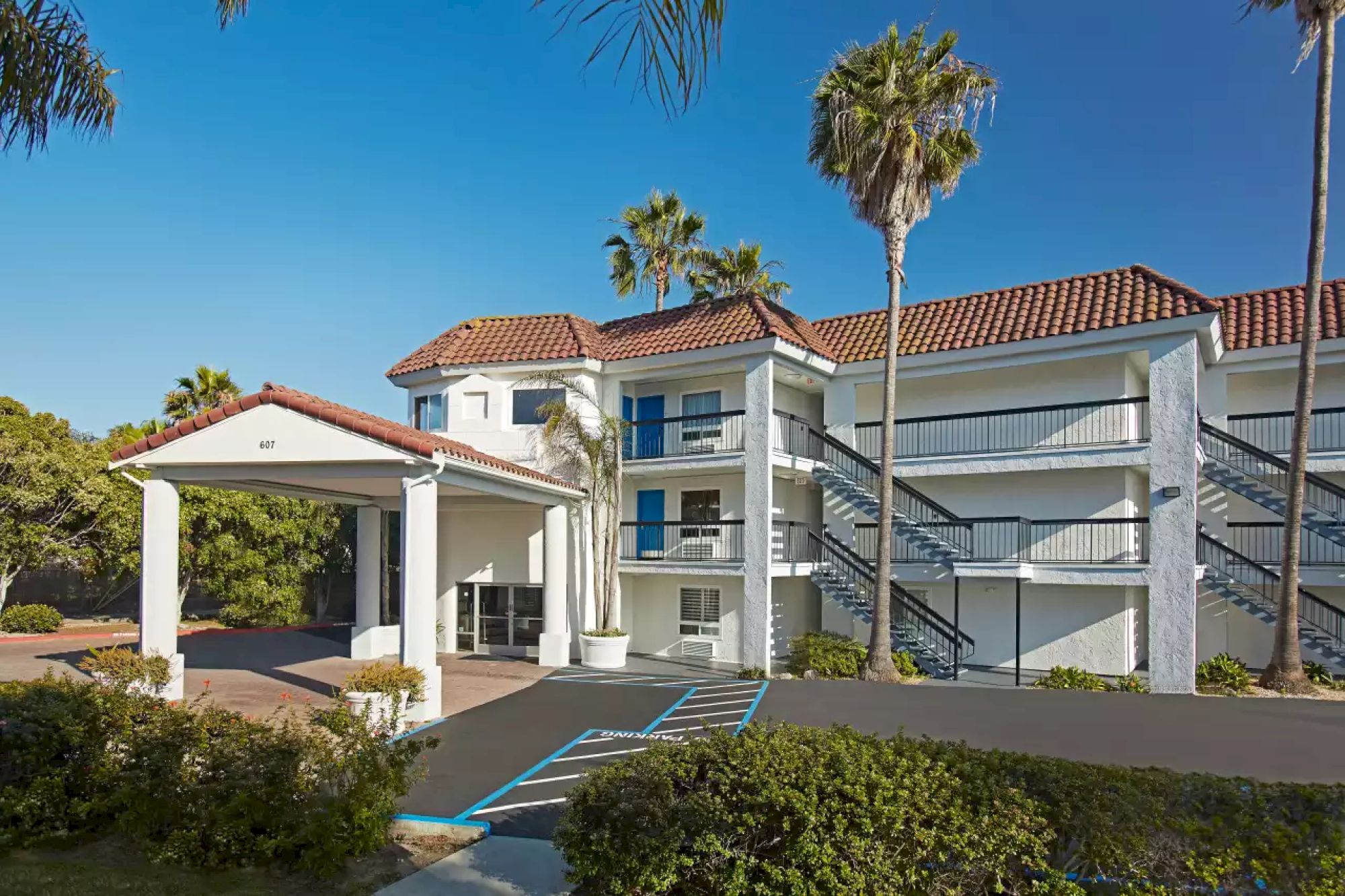Hotel in Encinitas, CA | Comfort Inn® Official Site | Comfort Inn ...